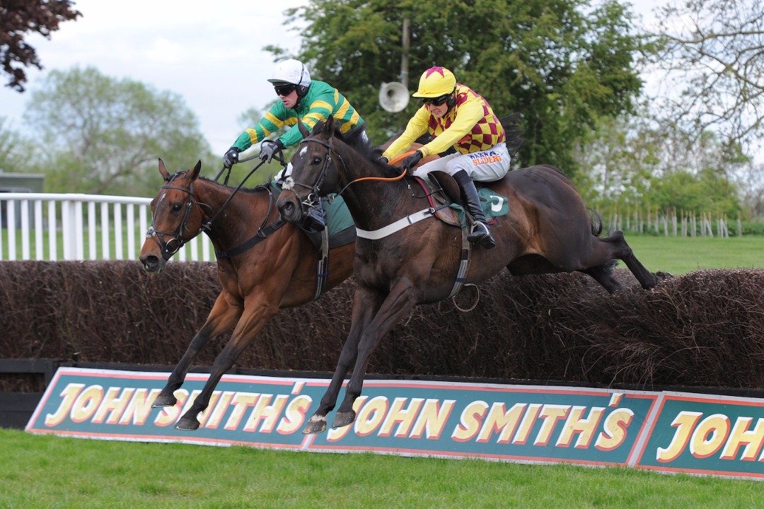 Sarah Humphrey | Dual Purpose Racehorse Trainer based at Yen Hall Farm ...