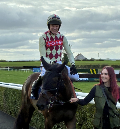 Sarah Humphrey | Dual Purpose Racehorse Trainer based at Yen Hall Farm ...